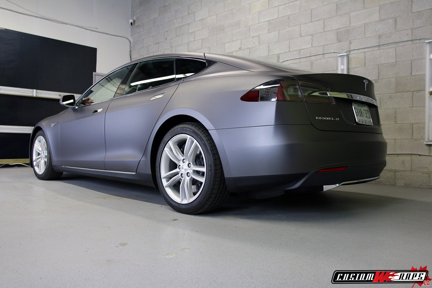 Tesla Model S Matte Dark Grey - CUSTOMWRAPS.CA