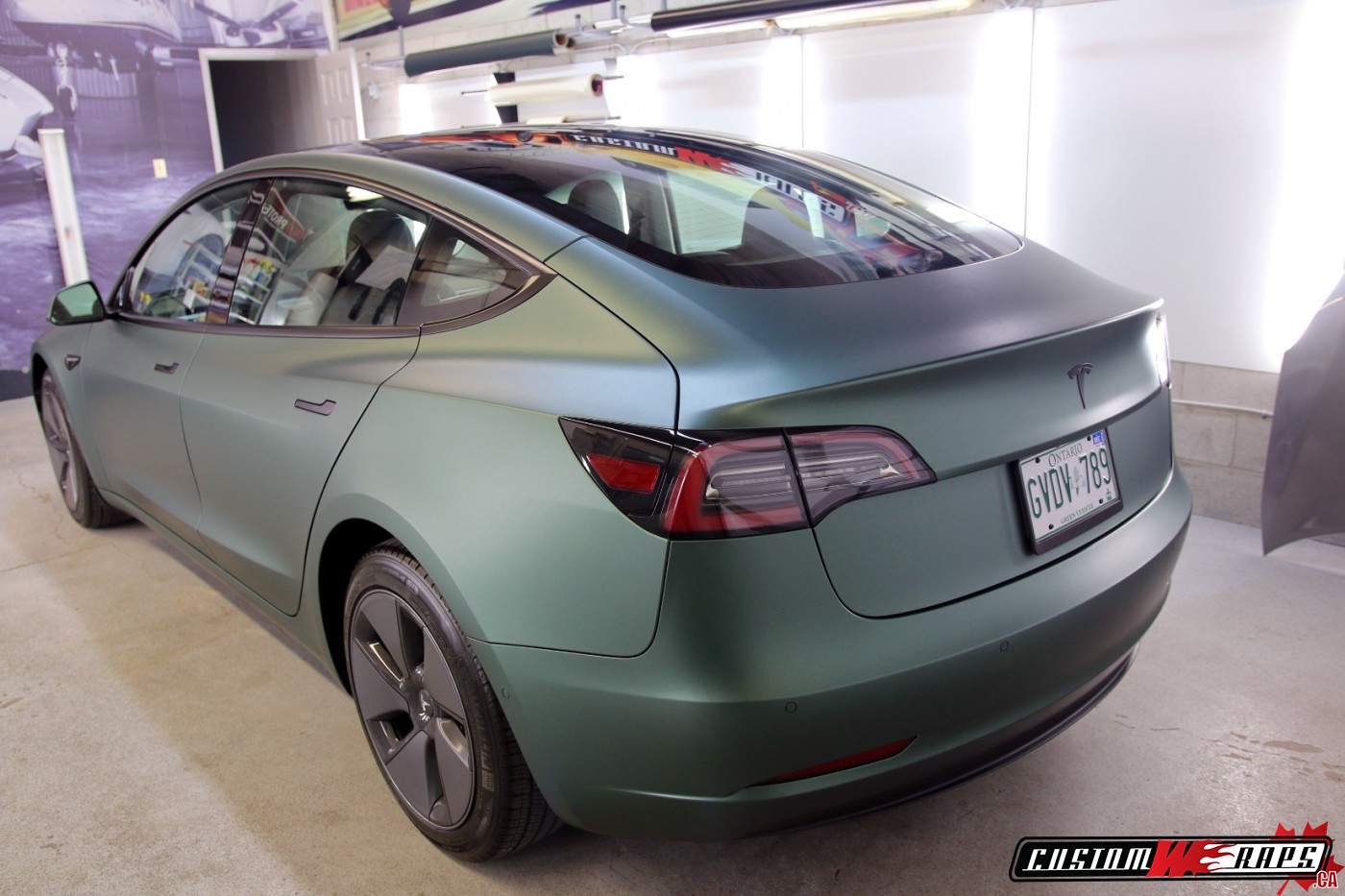 Tesla 3 Matte Pine Green Metallic - CUSTOMWRAPS.CA