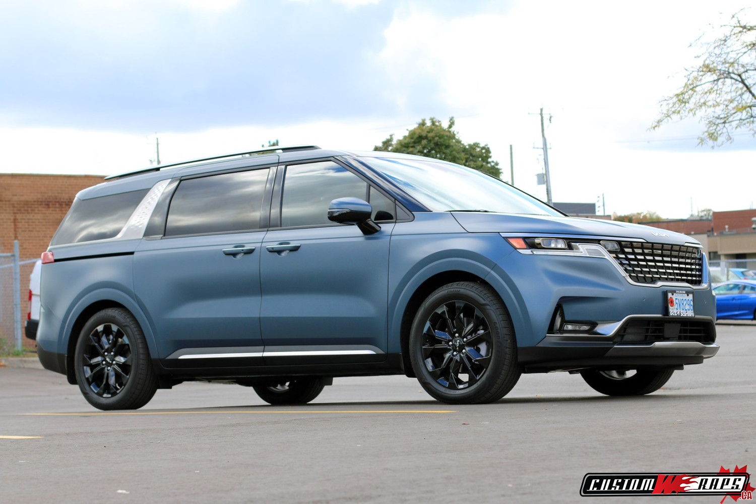 Kia Carnival Satin Thundercloud - CUSTOMWRAPS.CA