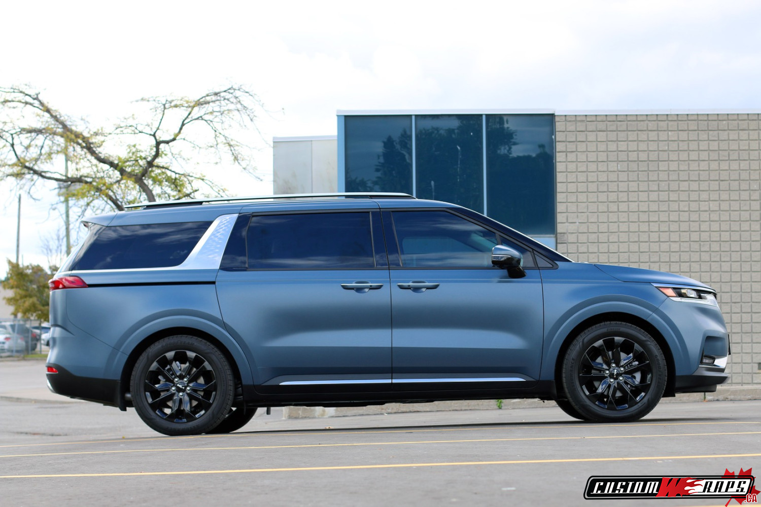 Kia Carnival Satin Thundercloud - CUSTOMWRAPS.CA