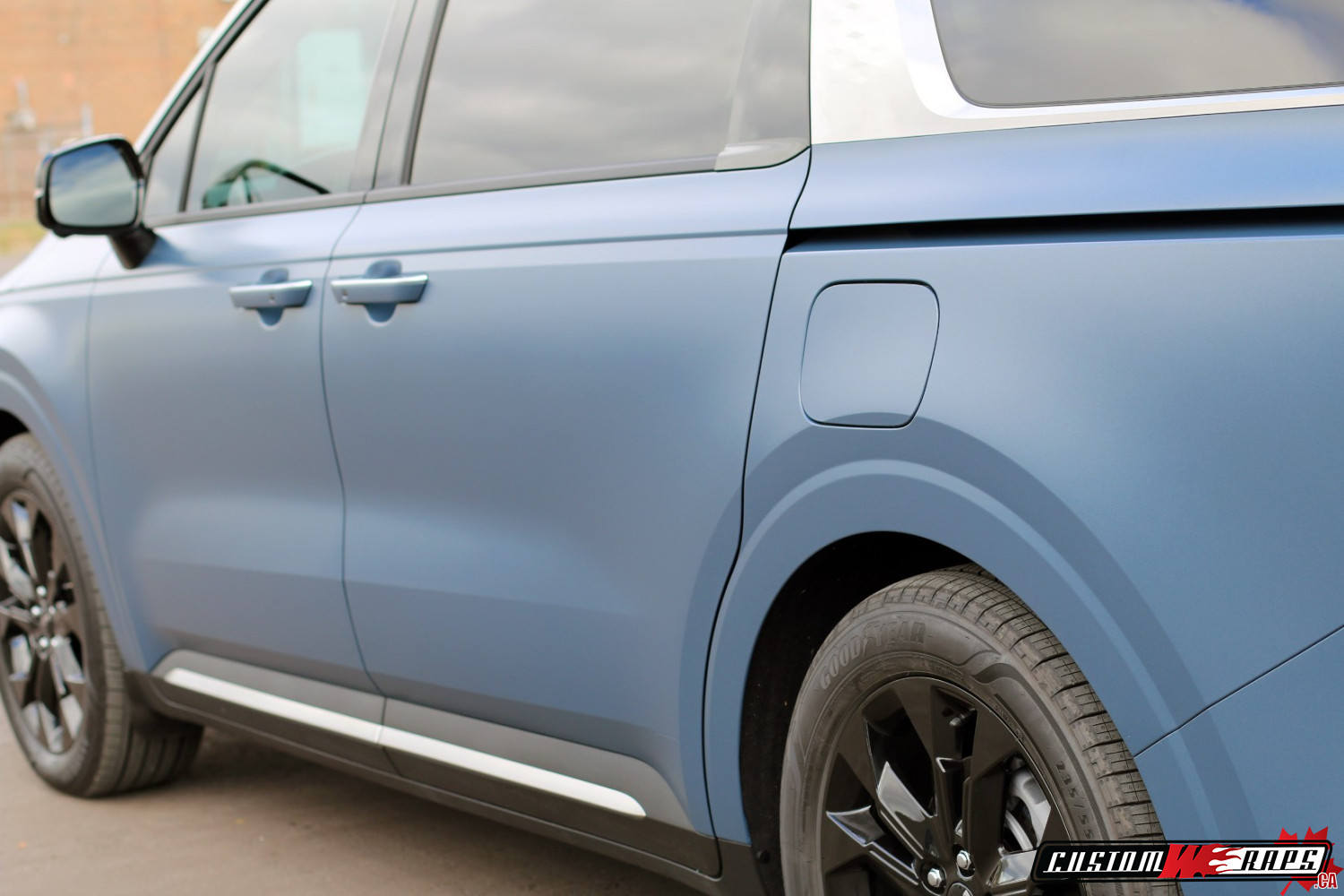 Kia Carnival Satin Thundercloud - CUSTOMWRAPS.CA